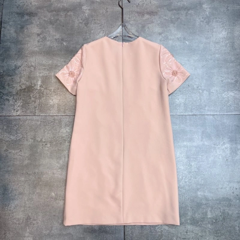 Low-cost Valentino Dress