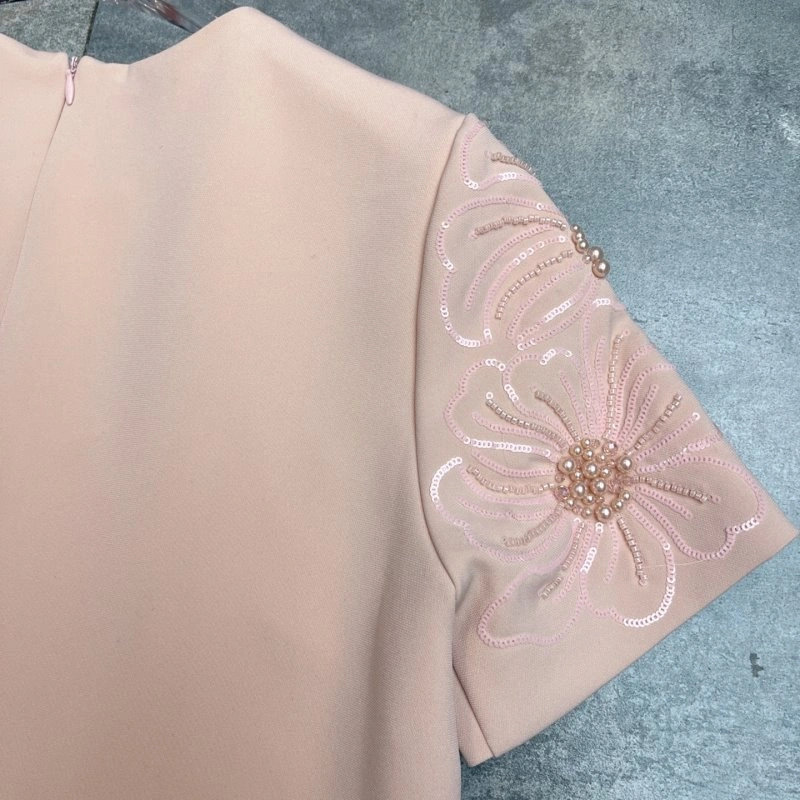 Low-cost Valentino Dress