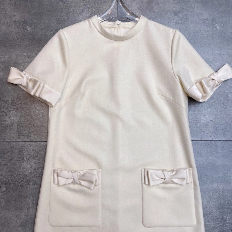 Inexpensive Valentino Dress