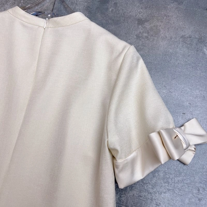 Inexpensive Valentino Dress