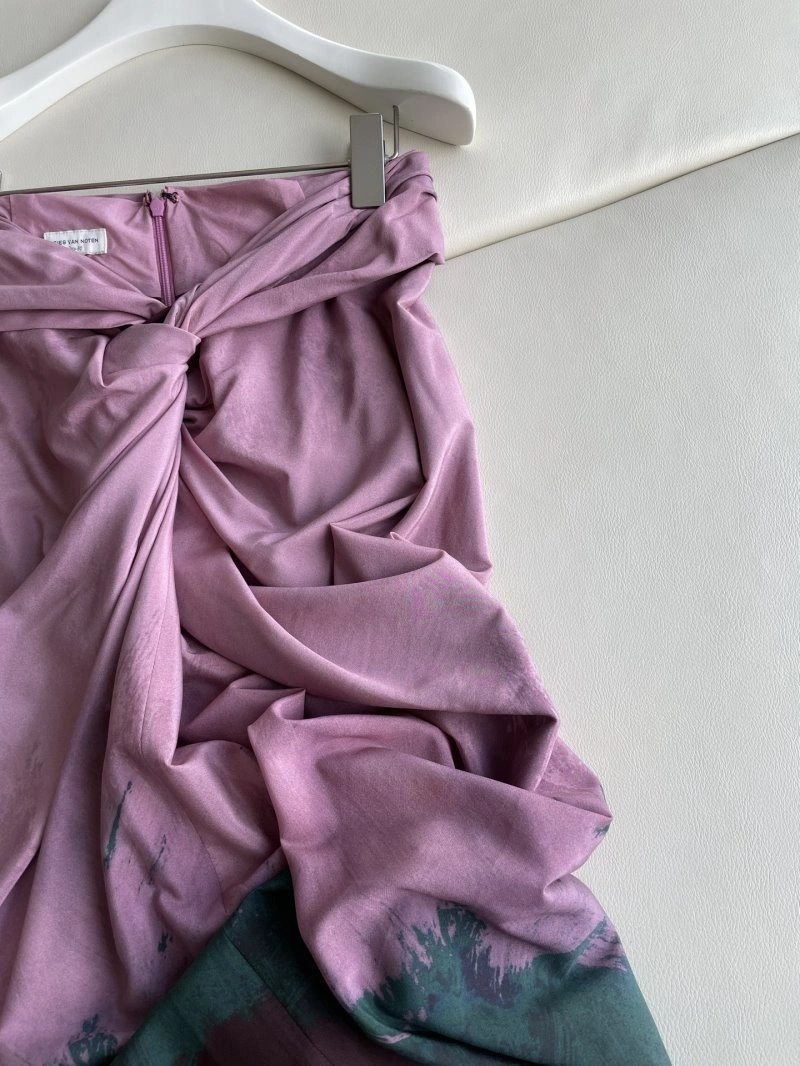 Inexpensive Valentino Dress