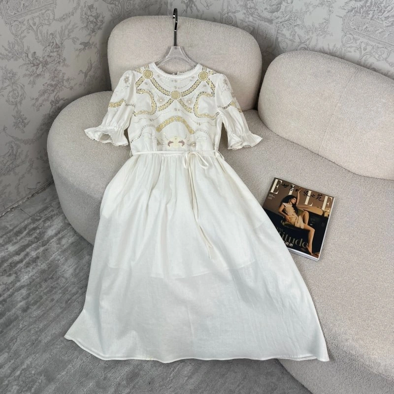Low-cost Valentino Dress