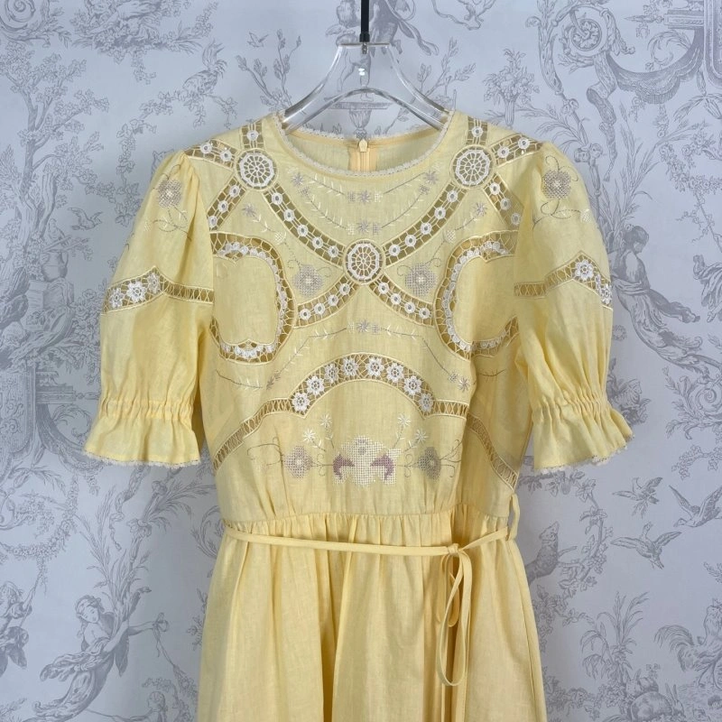 Low-cost Valentino Dress