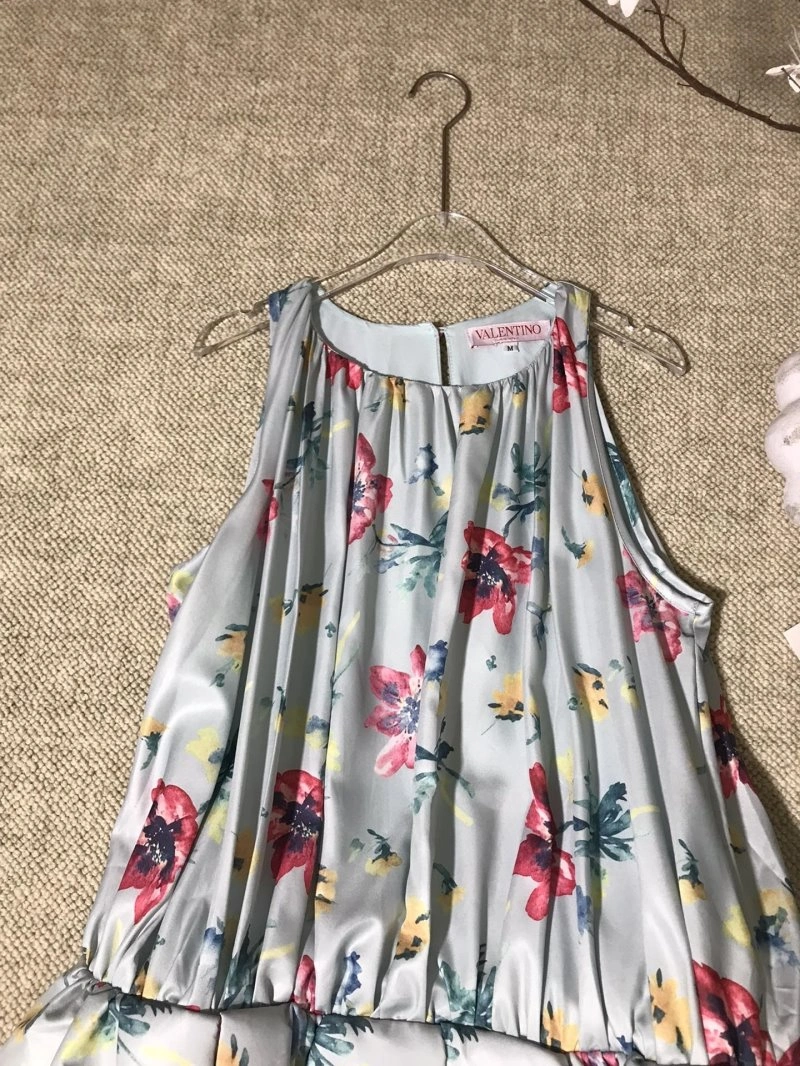 1:1 copy Valentino Dress