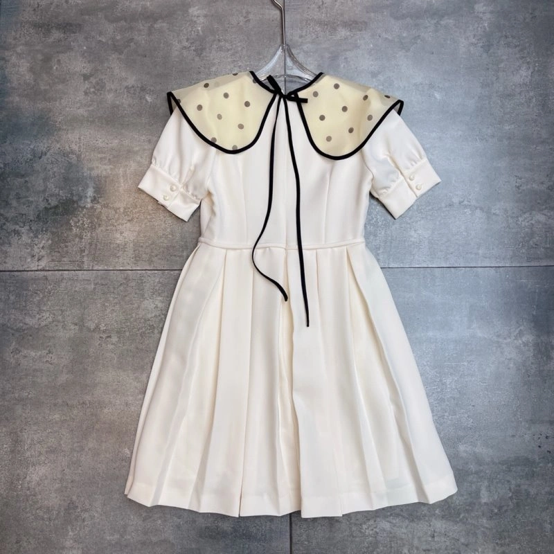 Low-cost Valentino Dress