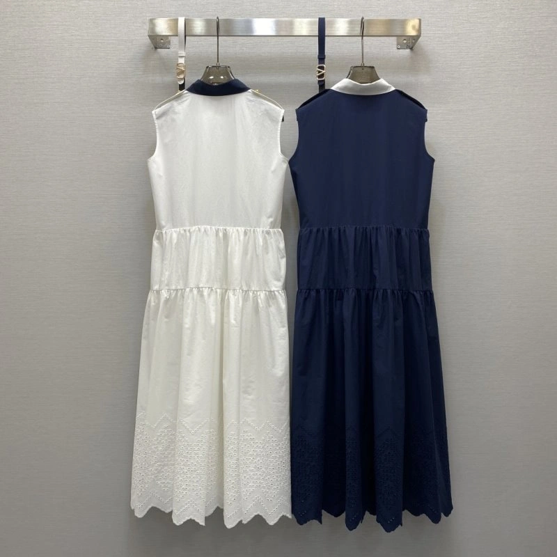 Accurate model Valentino Dress