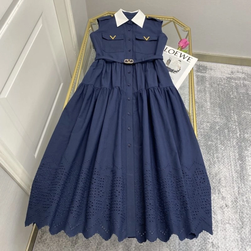 Accurate model Valentino Dress