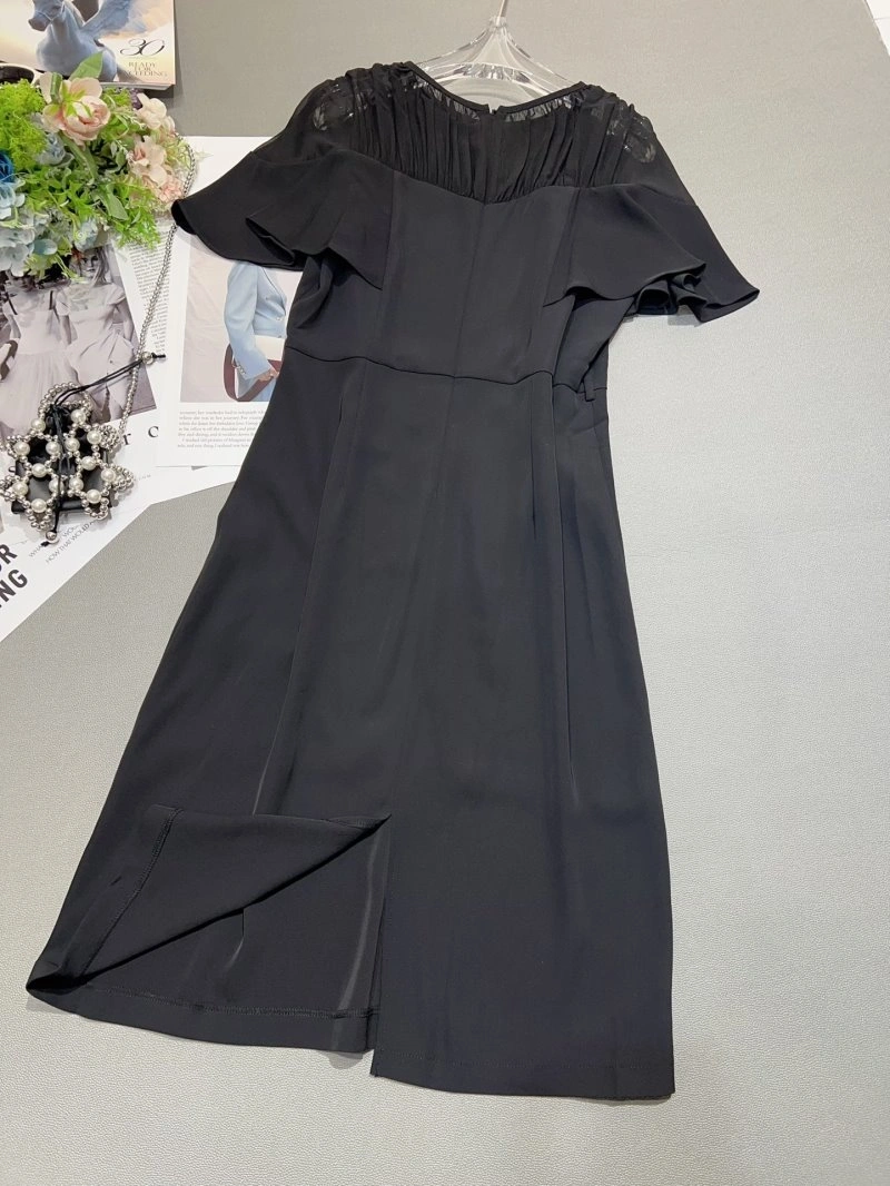 Low-cost Valentino Dress