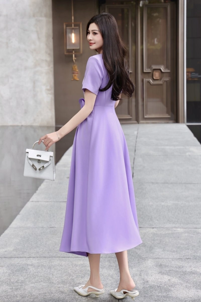 Accurate model Valentino Dress