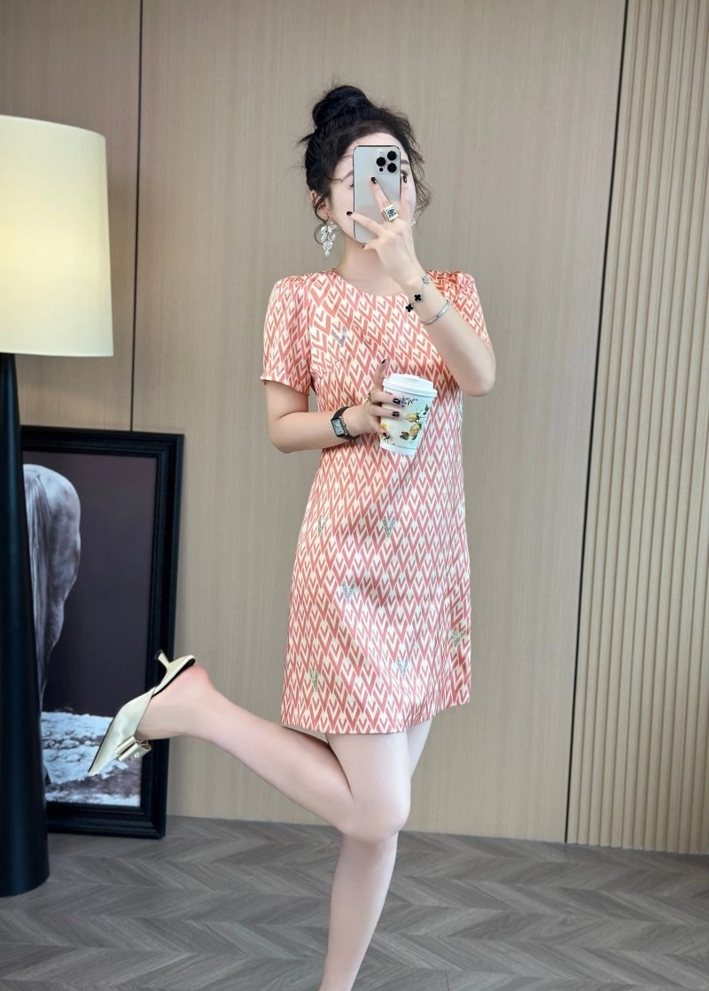 Inexpensive Valentino Dress