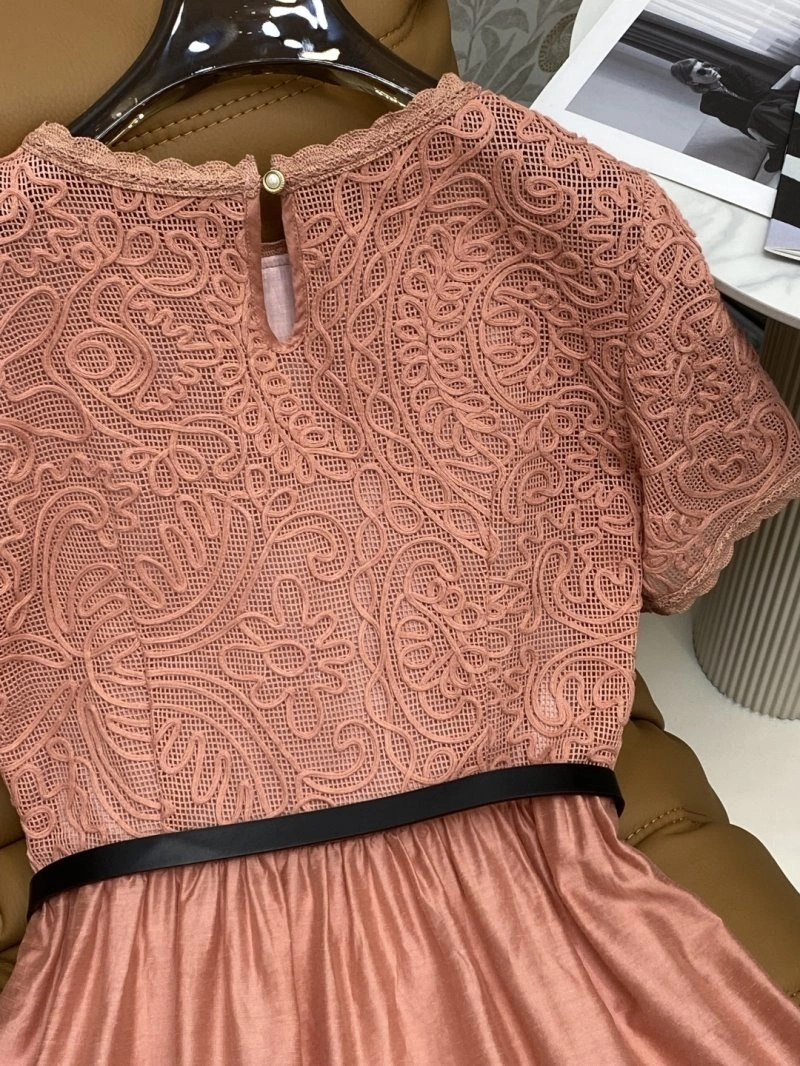 Low-cost Valentino Dress