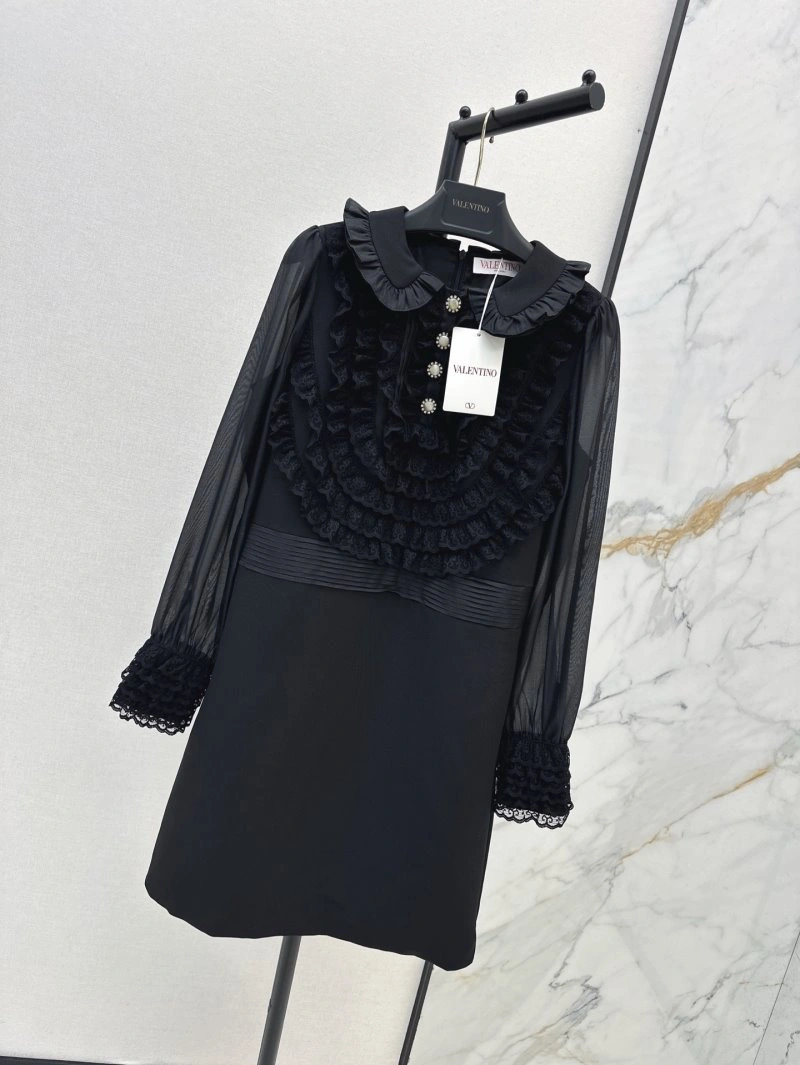 Inexpensive Valentino Dress