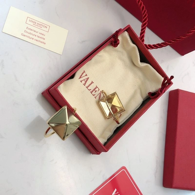 1:1 copy Valentino Earrings