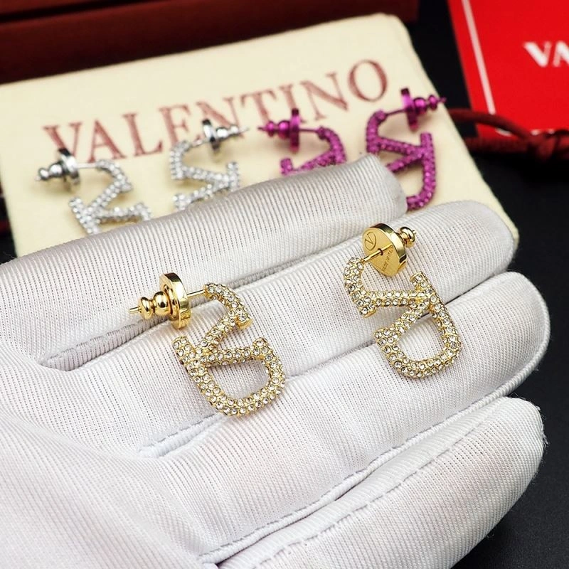 Top match Valentino Earrings