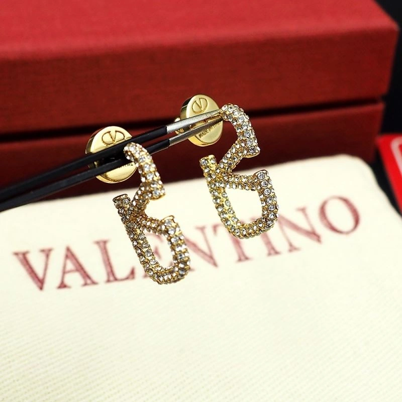 Top match Valentino Earrings