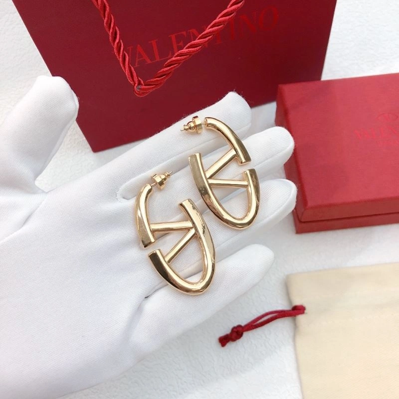 Top match Valentino Earrings