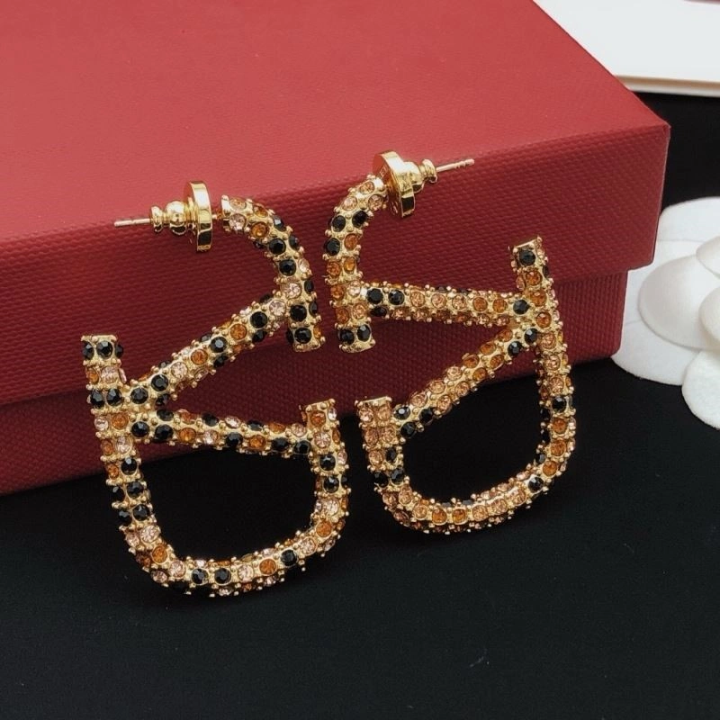 Accurate model Valentino Earrings