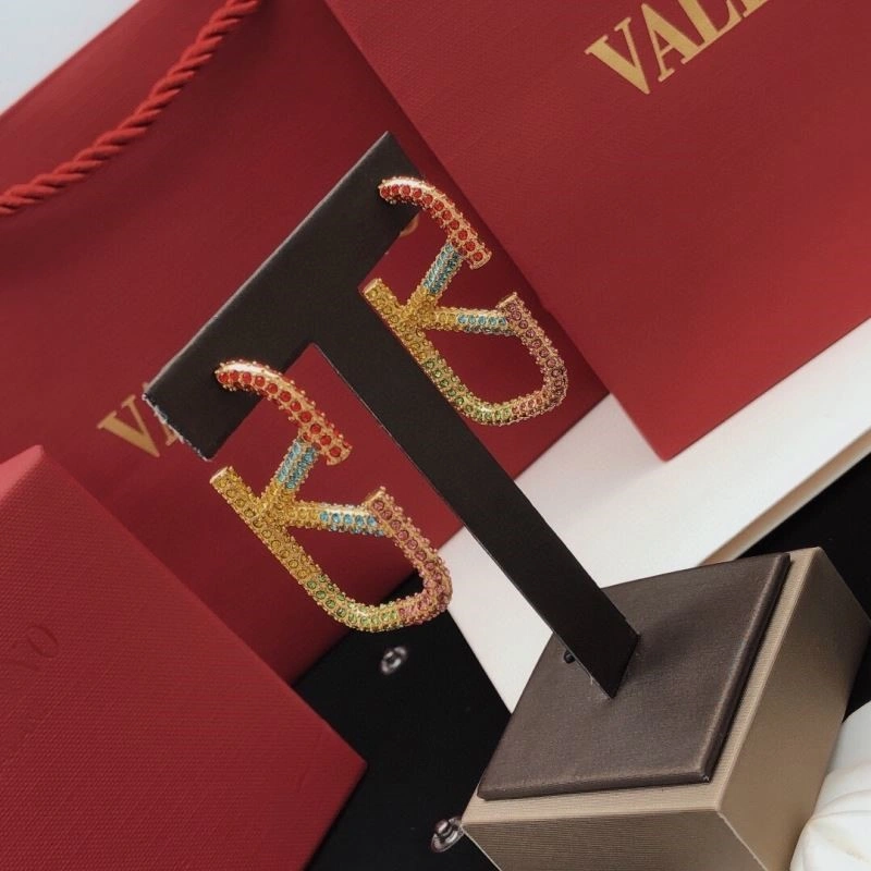 Accurate model Valentino Earrings