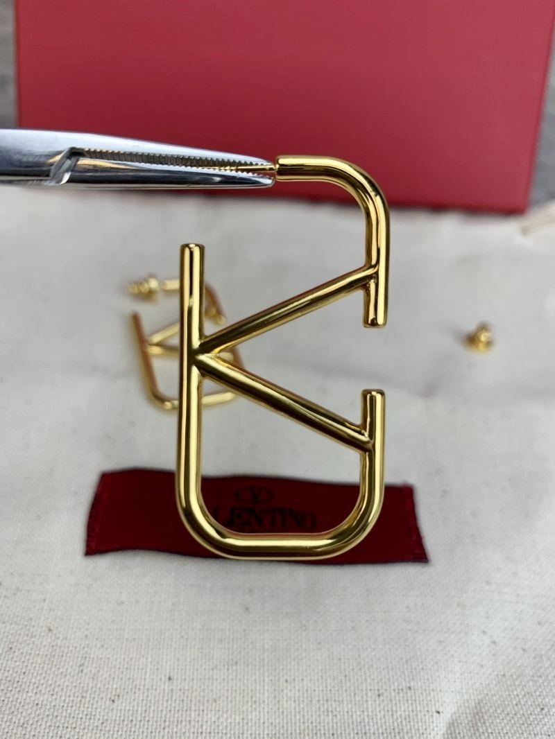 Accurate model Valentino Earrings