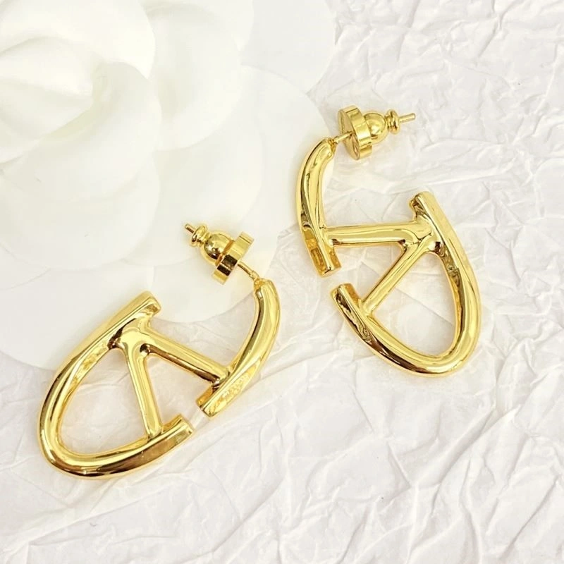 High accuracy Valentino Earrings