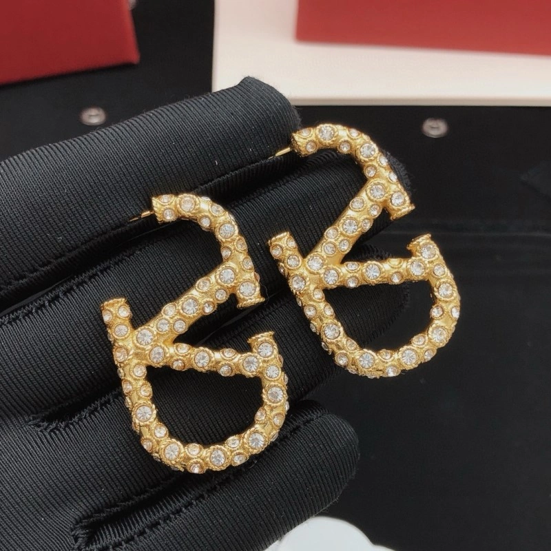 Top match Valentino Earrings