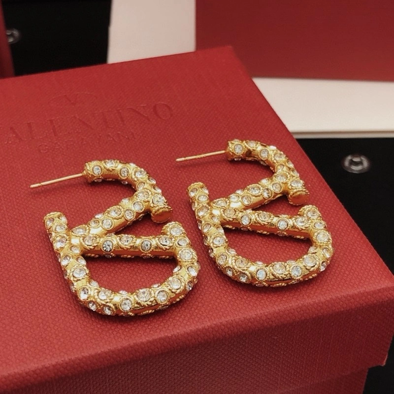 Top match Valentino Earrings