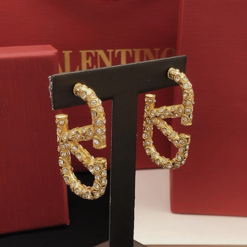 Top match Valentino Earrings