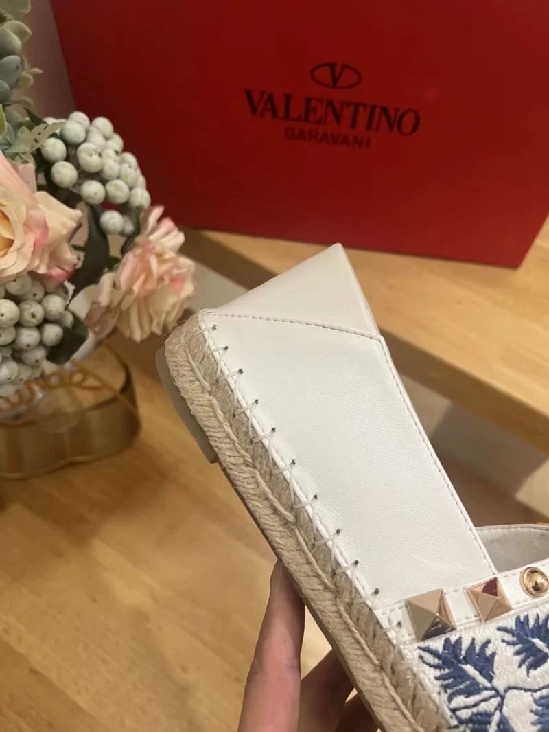 Original Valentino Fishermans Shoes
