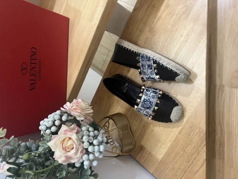 Precise copy Valentino Fishermans Shoes