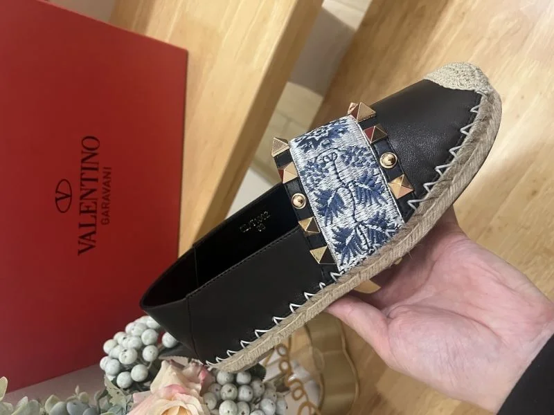 Precise copy Valentino Fishermans Shoes