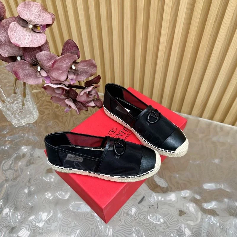 Value-priced Valentino Fishermans Shoes