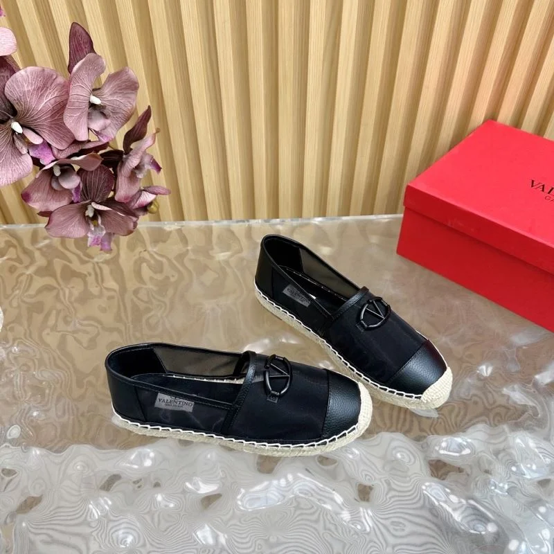 Value-priced Valentino Fishermans Shoes