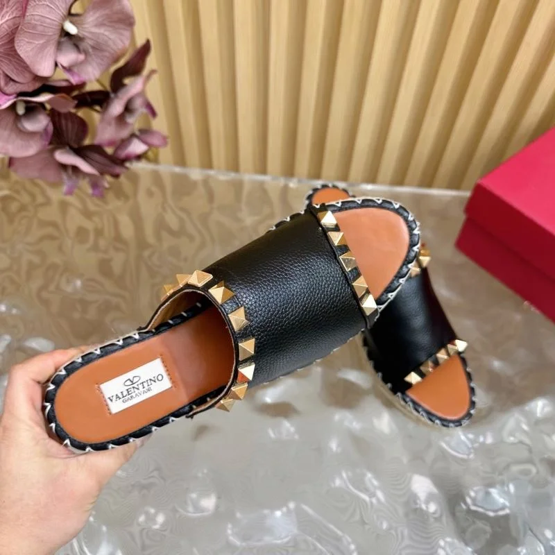 Indistinguishable Valentino Fishermans Shoes