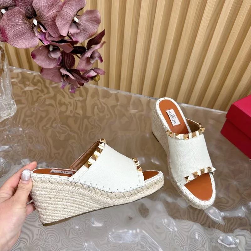 Top match Valentino Fishermans Shoes