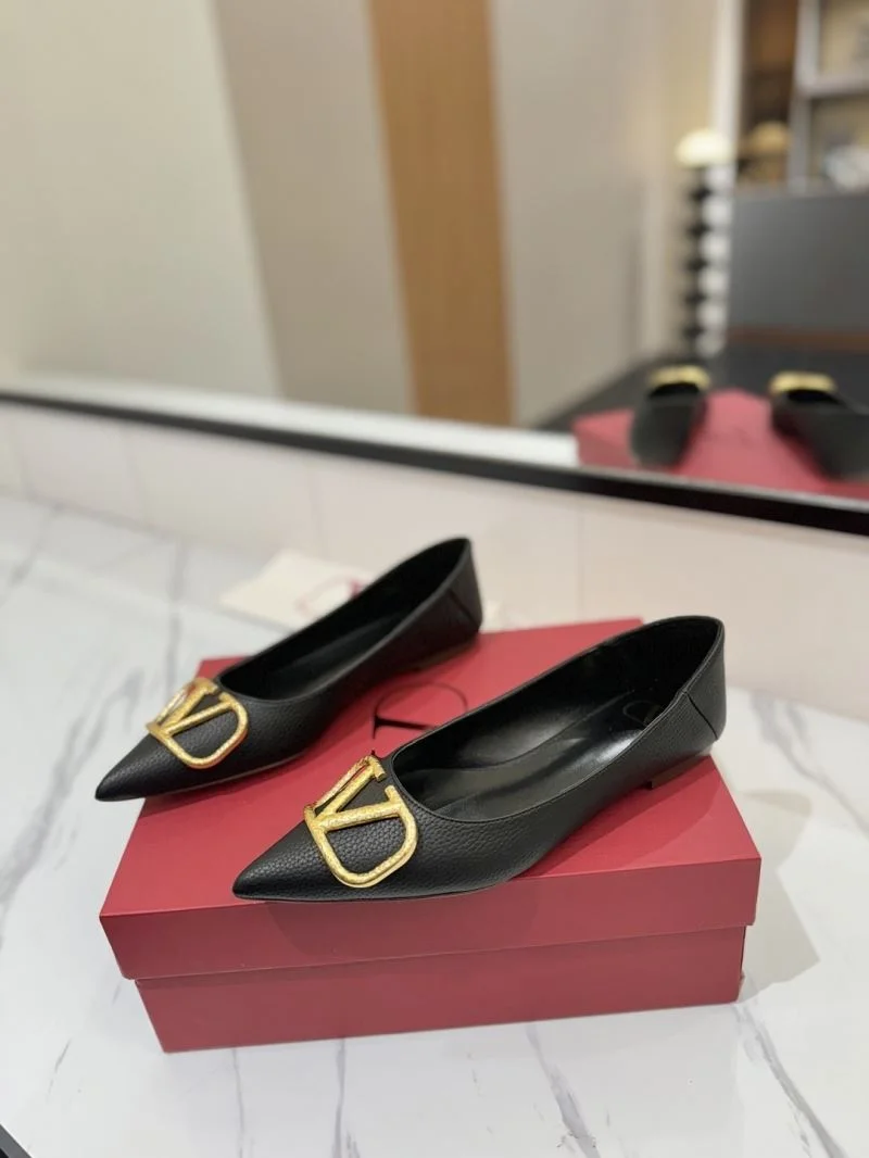 Legit Valentino Flat Shoes