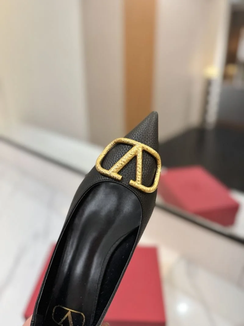 Legit Valentino Flat Shoes