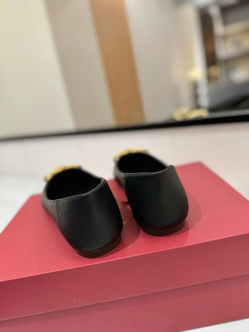 Legit Valentino Flat Shoes