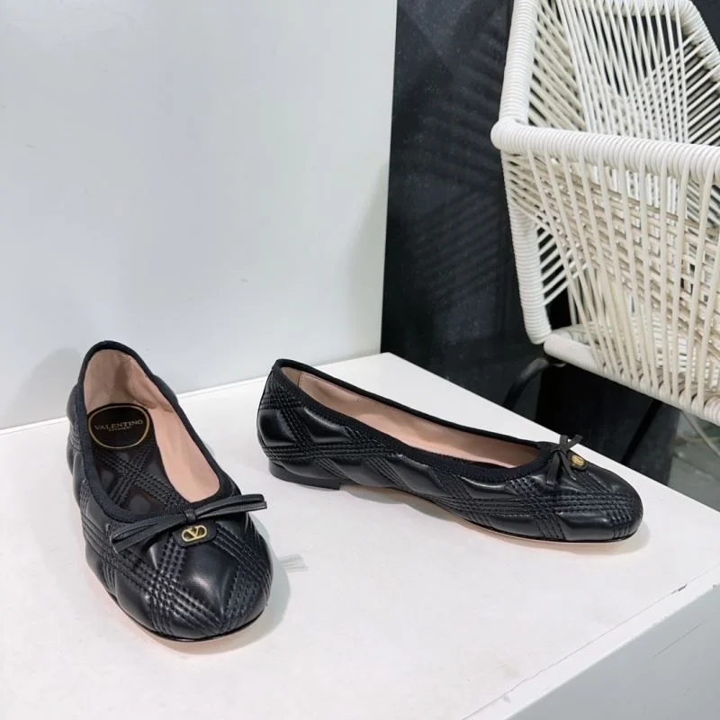 Brand-original Valentino Flat Shoes