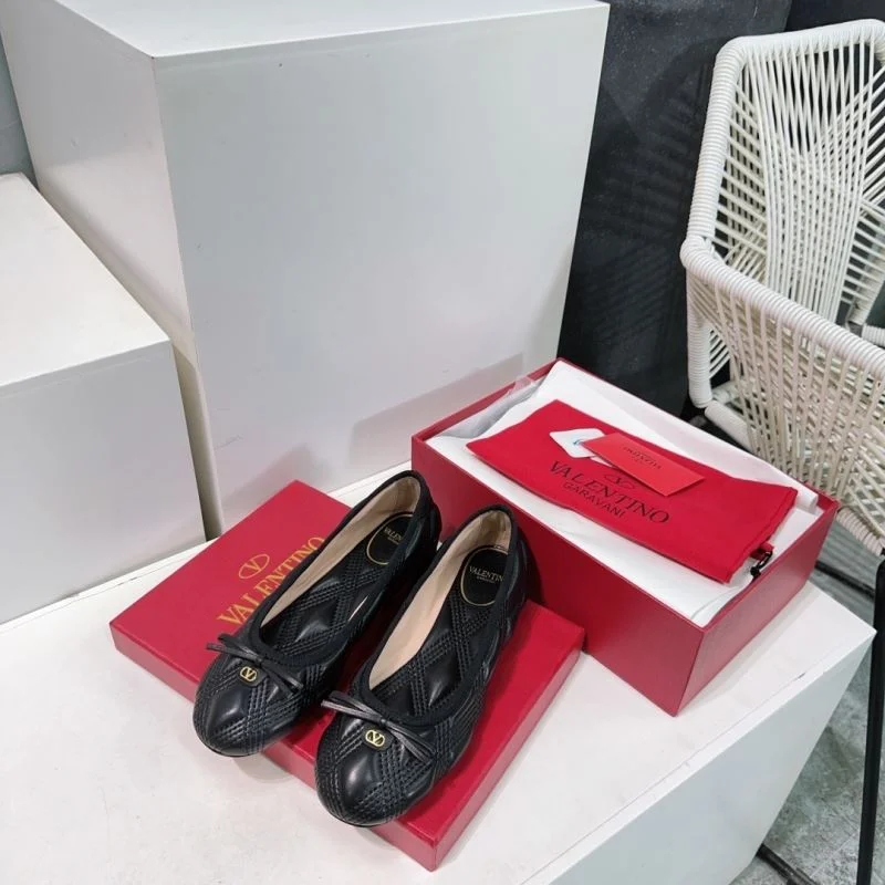 Brand-original Valentino Flat Shoes
