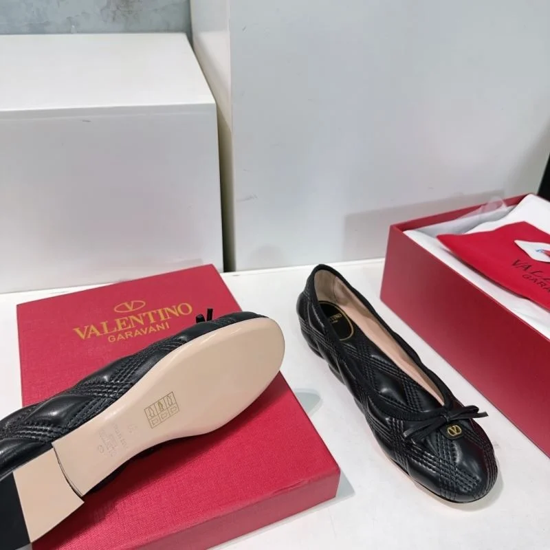 Brand-original Valentino Flat Shoes