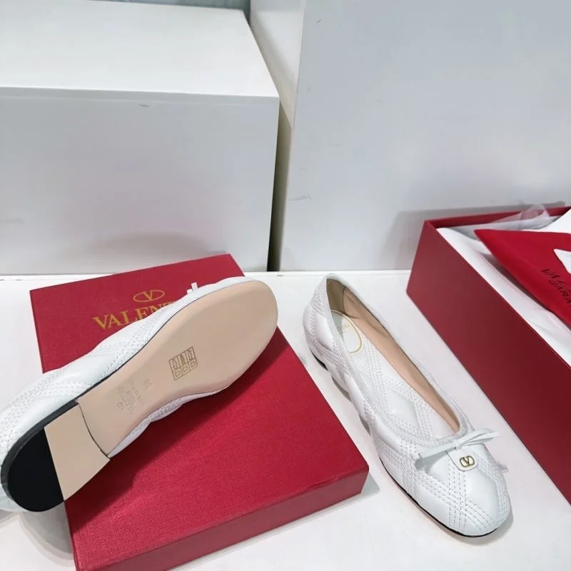 High fidelity Valentino Flat Shoes