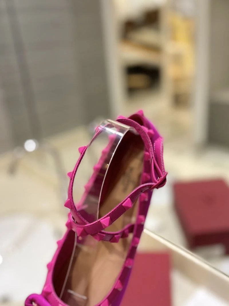 Reasonably priced Valentino Flat Shoes