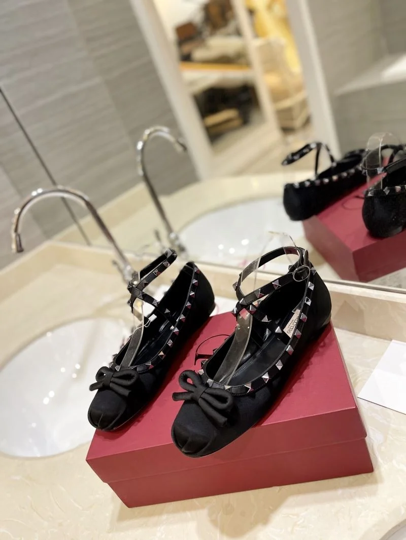 Top mirror Valentino Flat Shoes