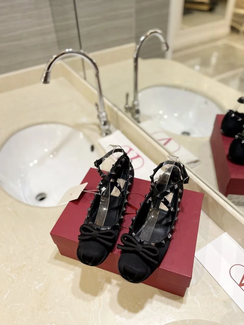 Top mirror Valentino Flat Shoes