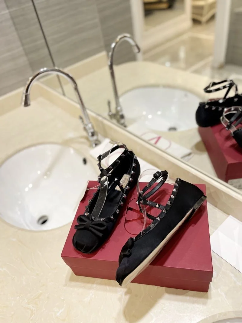 Top mirror Valentino Flat Shoes
