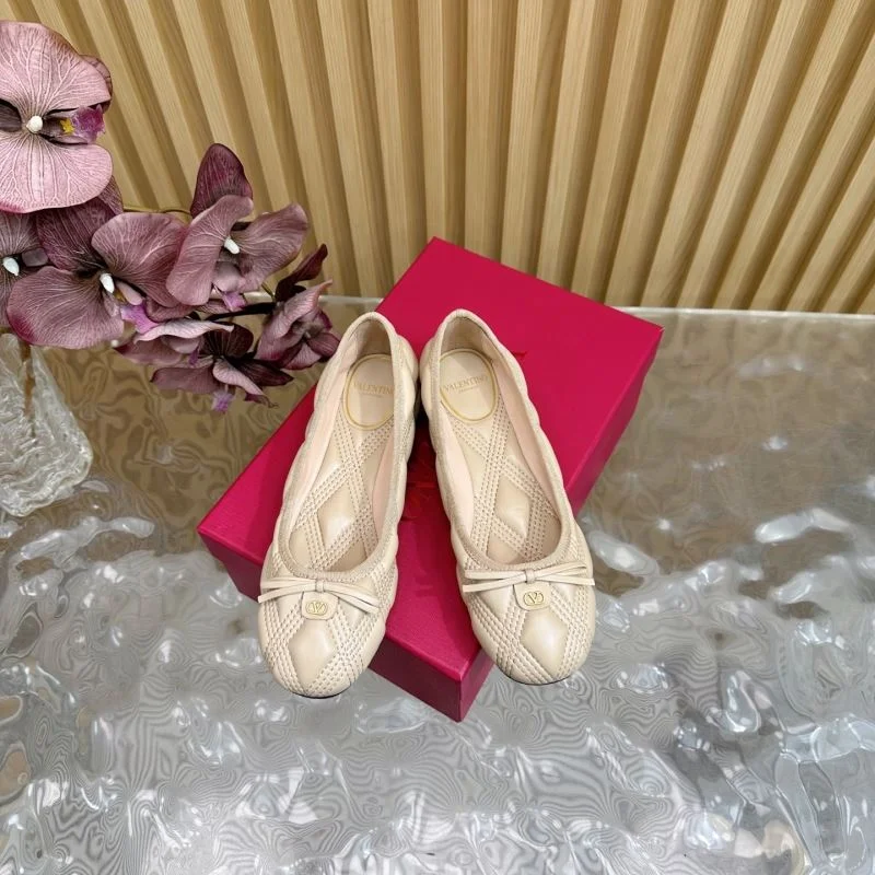 Official Valentino Flat Shoes