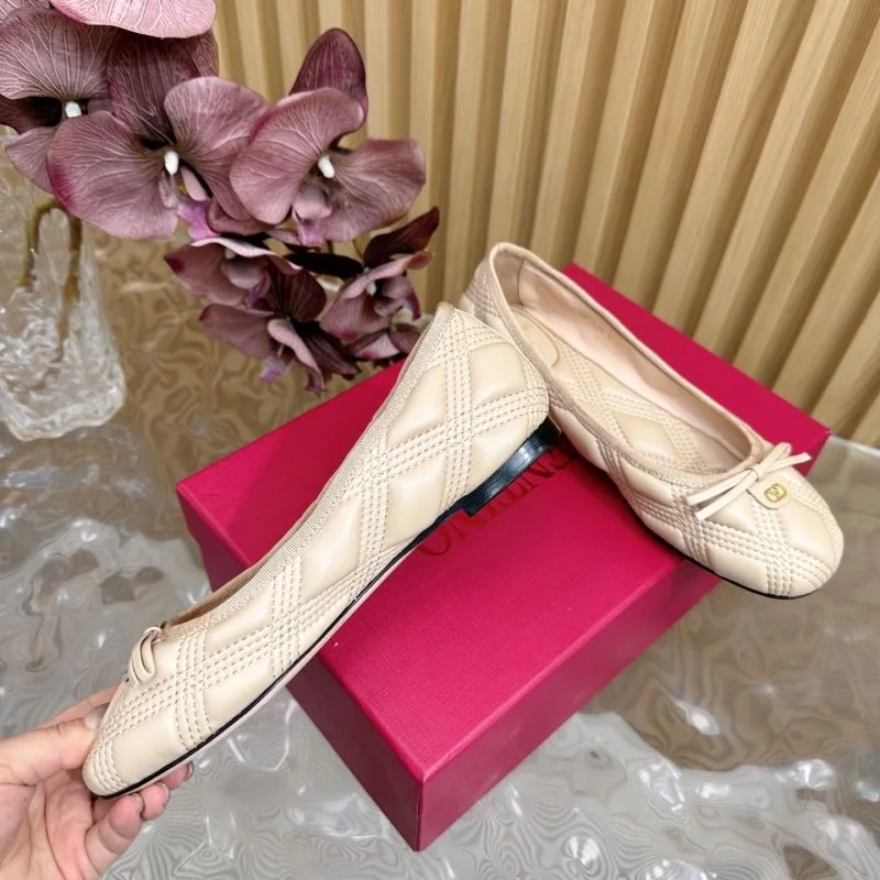 Official Valentino Flat Shoes