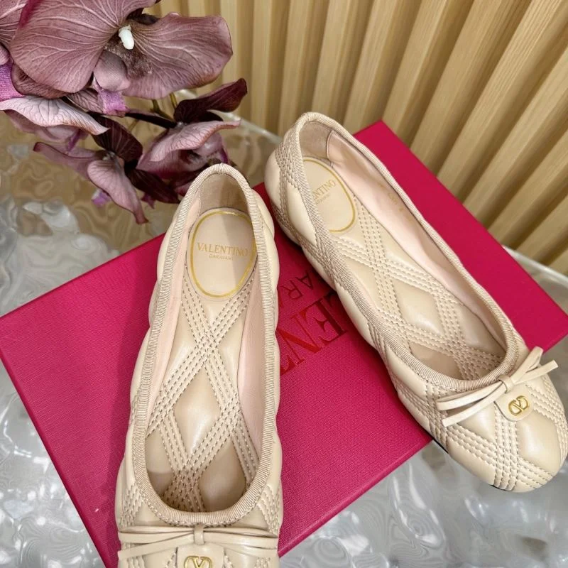 Official Valentino Flat Shoes