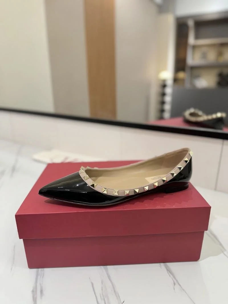 Brand-authenticated Valentino Flat Shoes