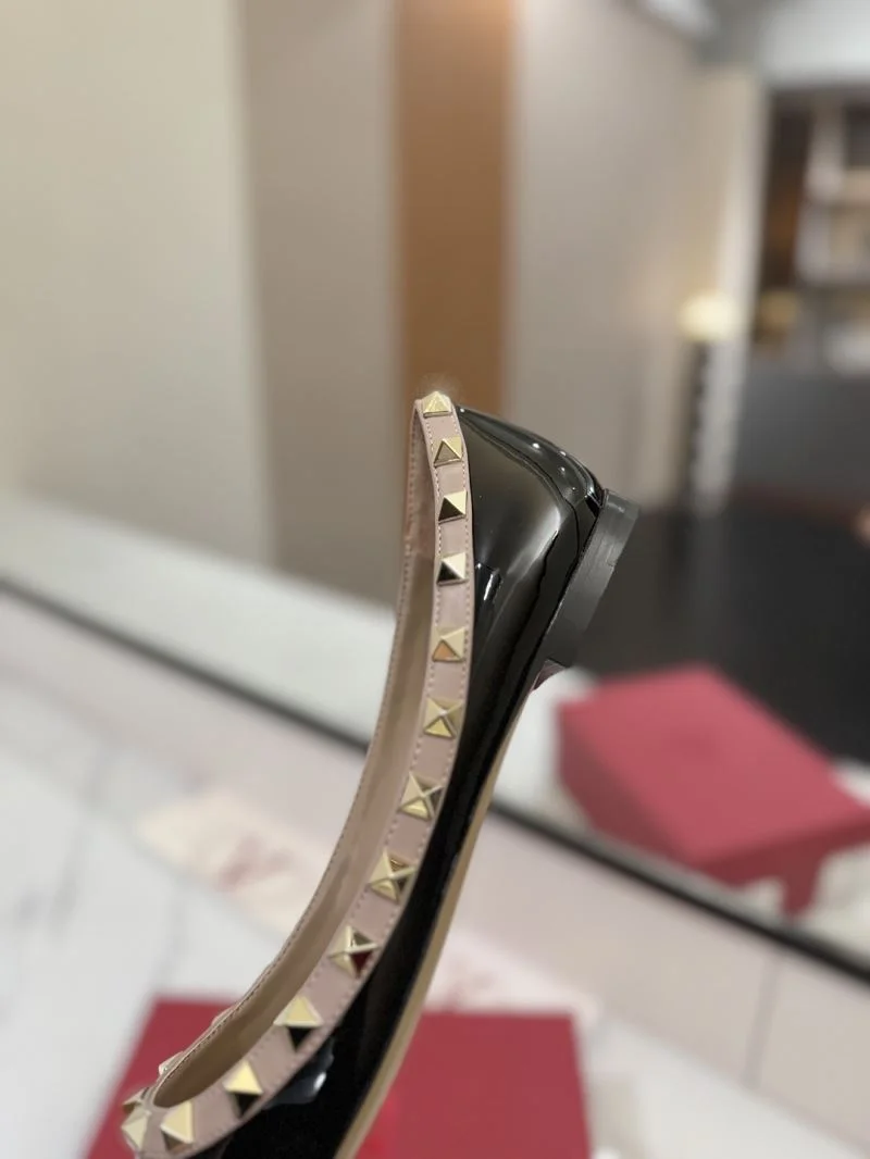 Brand-authenticated Valentino Flat Shoes